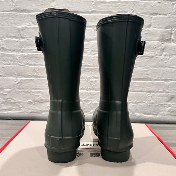 Hunter | Shoes | Hunter Mens Original Short Rain Boots Dark Olive ...